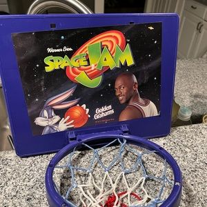 Golden Grahams | Toys | Michael Jordan Space Jam Warner Bros Basketball ...
